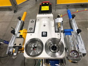 Changer and Dresser: Servo Dual-Head Automatic Cap Changer and Tip ...